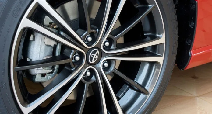 Pentingnya Melakukan Spooring Ban Mobil Sebelum Mudik - GayaTrendi.com